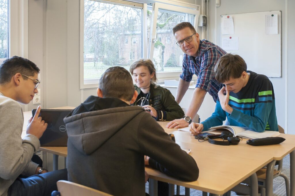 Onderwijscoöperatie T-PrimaiR pakt samen met Biezonderwijs ...