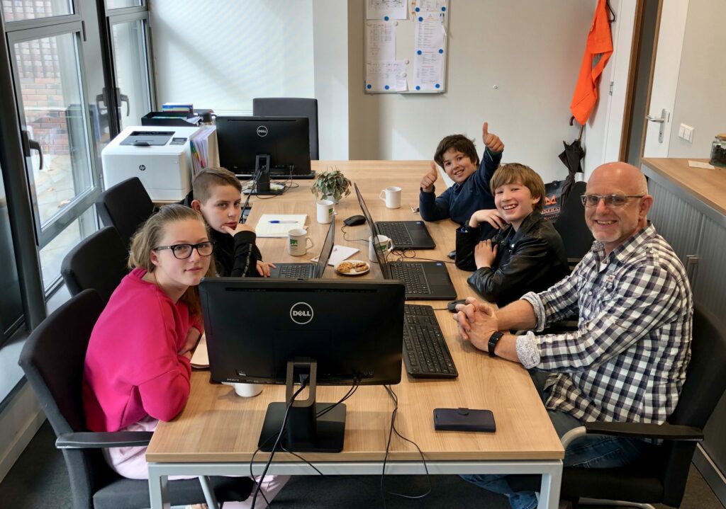 Leerlingen SG De Keyzer maken succesvolle schoolkrant: 'De Keyzer ...